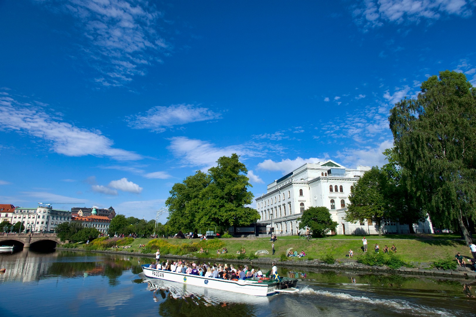 [SALE] Explore Gothenburg by Paddan Boat - Ticket KD