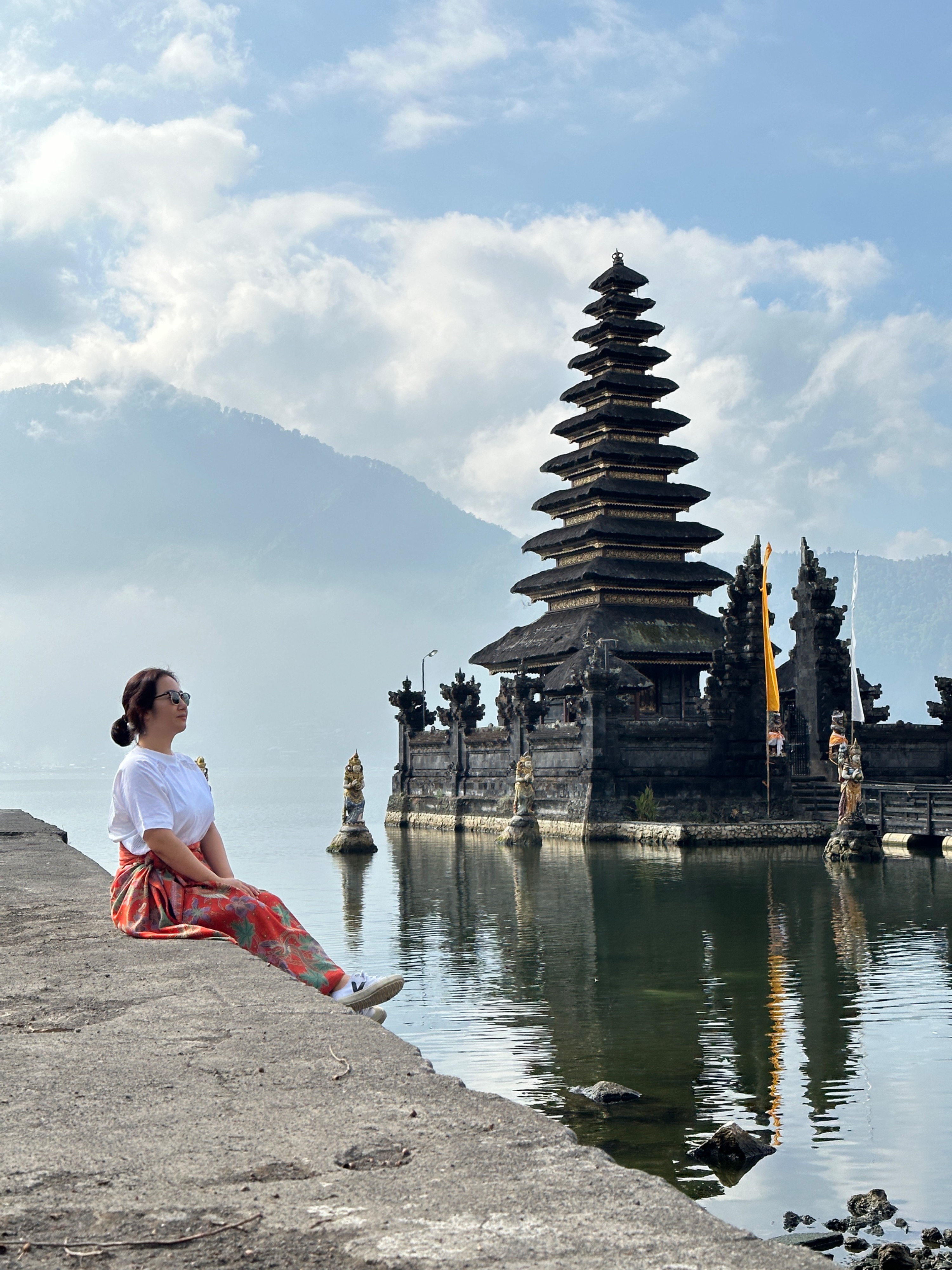 Instagramable Lake batur temple and kintamani cafe tour in Bali