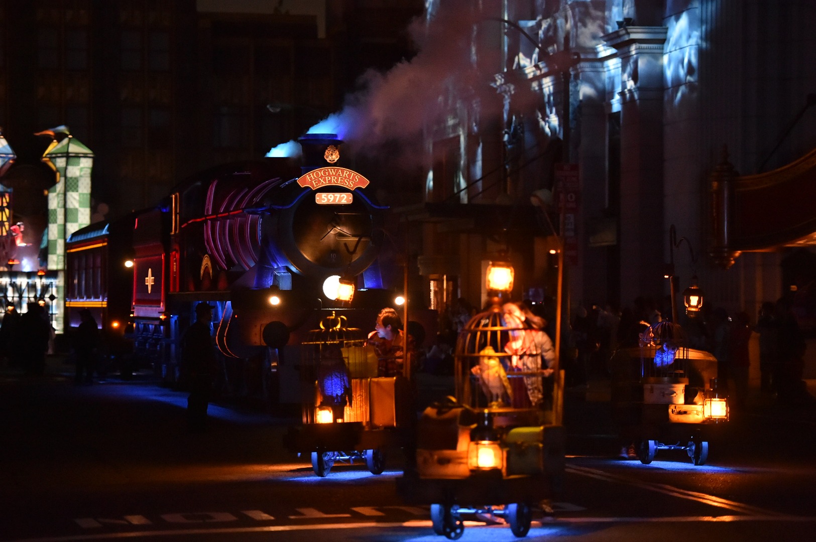 [SALE] Exclusive Night Parade Viewing Pass at Universal Studios Japan ...