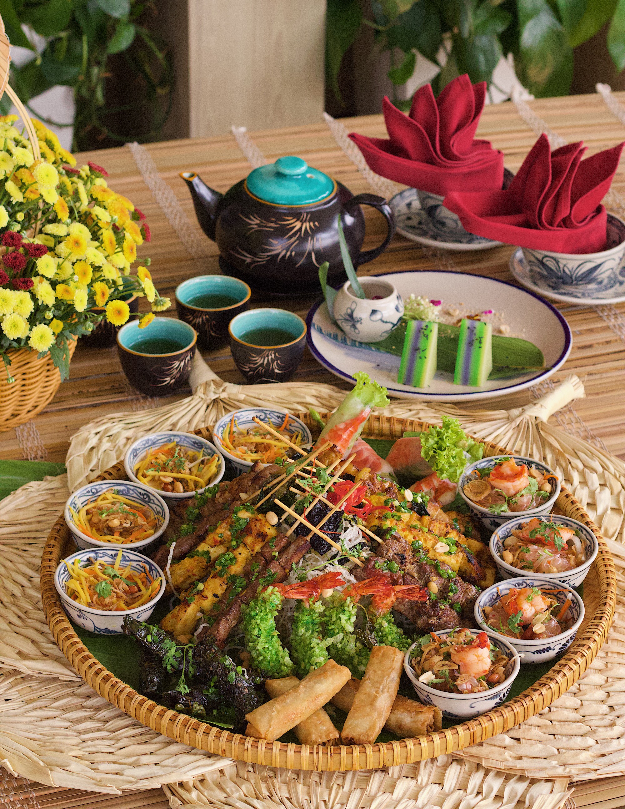 Vietnamese Set Menu At Grand Mercure Da Nang - Veranda Vietnamese ...