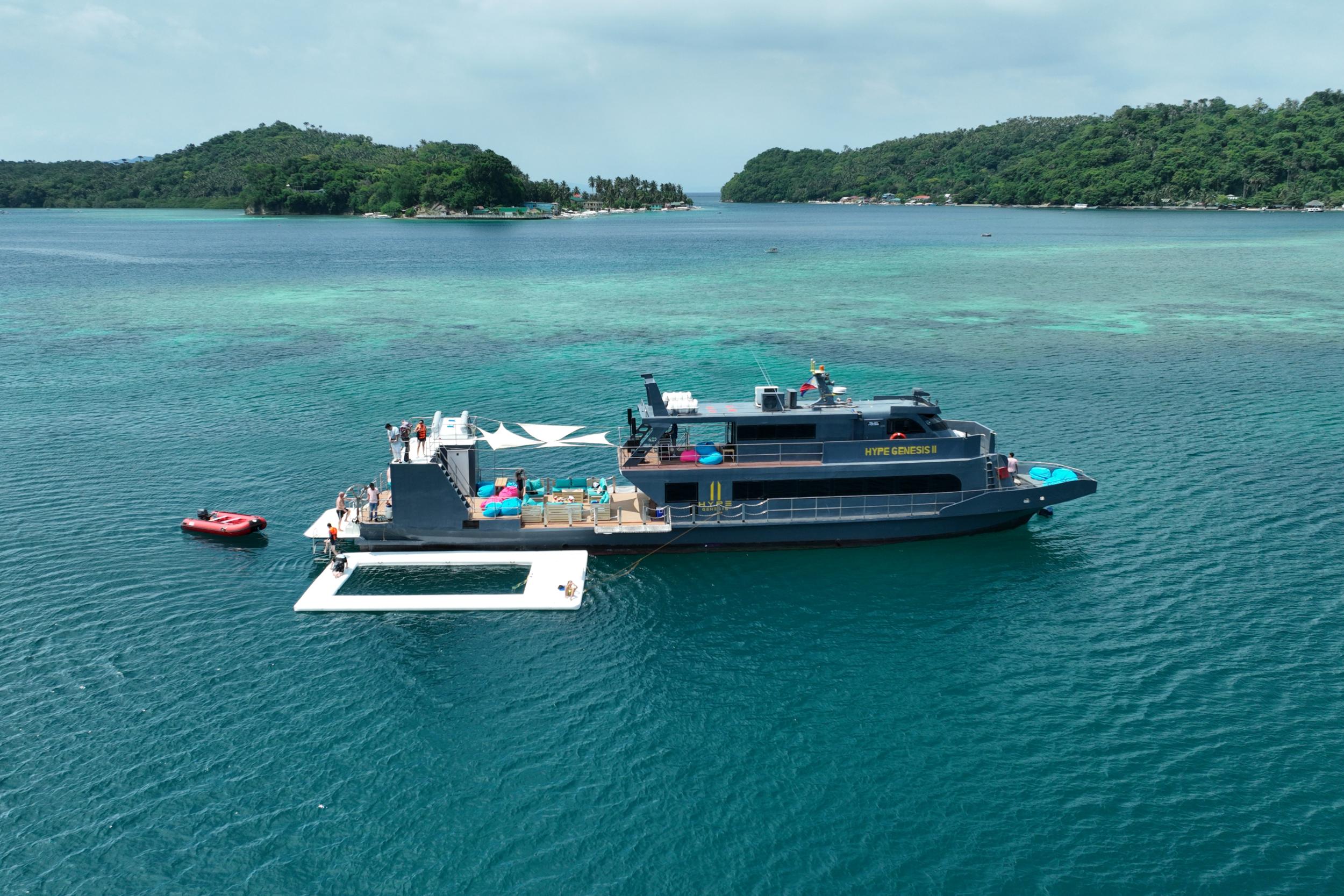 Hype Genesis Ultimate Party Boat Experience in Puerto Galera - HyperAir
