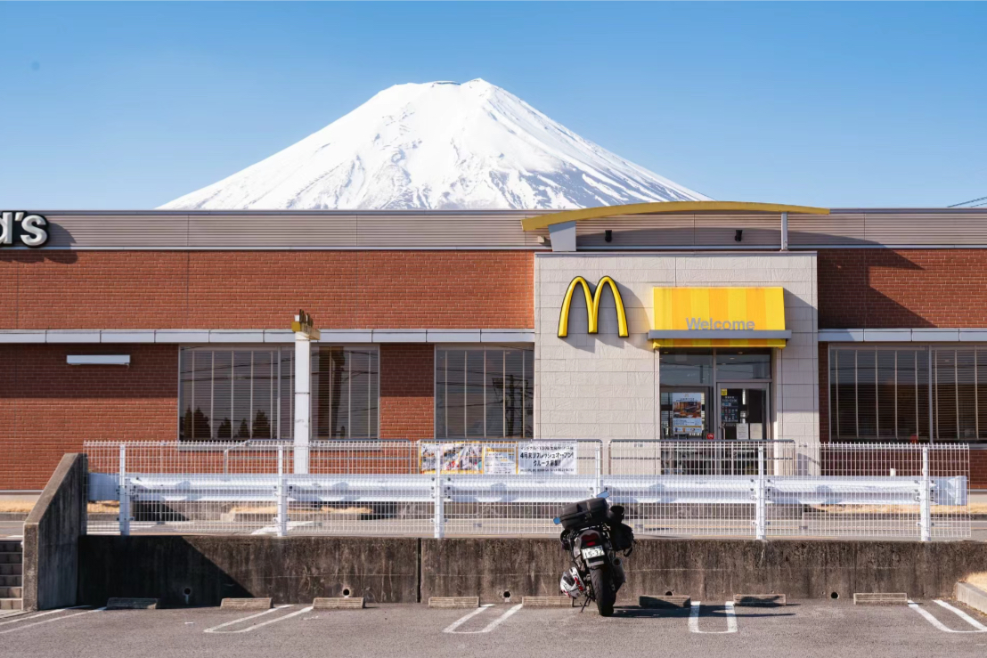 [One-day tour of the latest check-in hotspot of Mount Fuji] Arakurayama ...