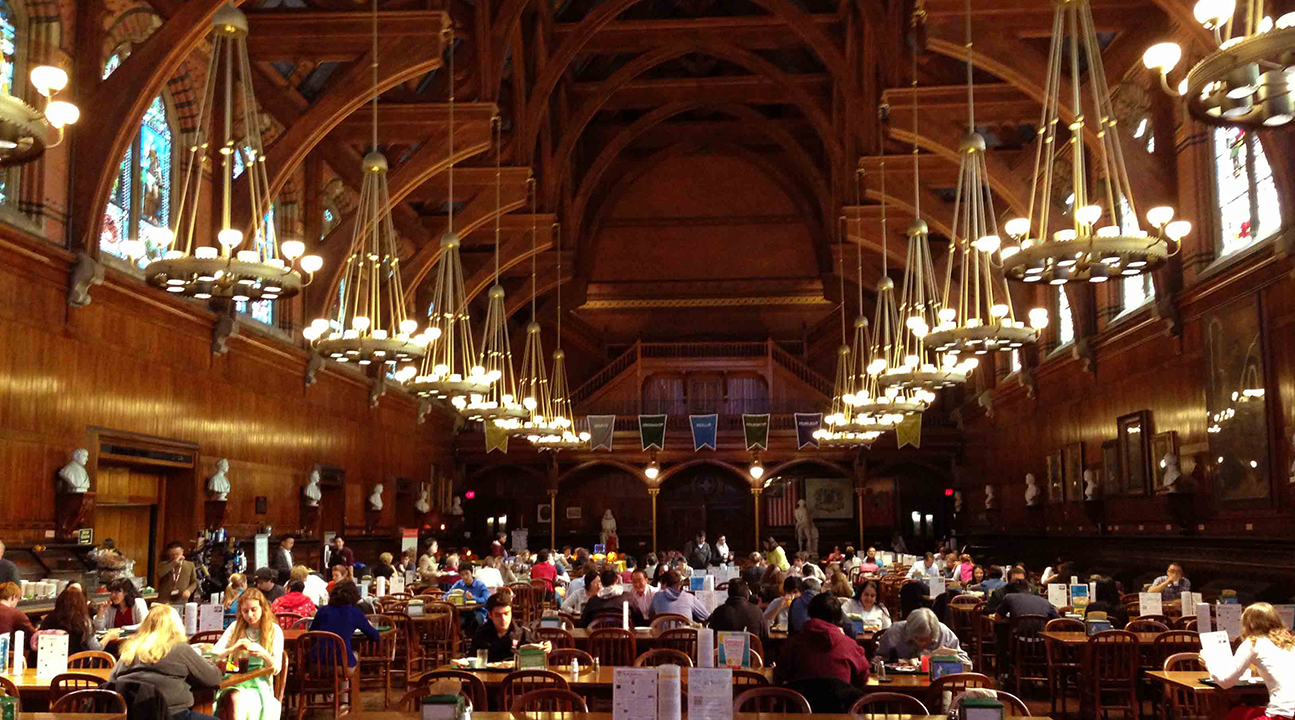 [SALE] Experience Harvard: Student-Guided Campus Tour in Boston - Ticket KD