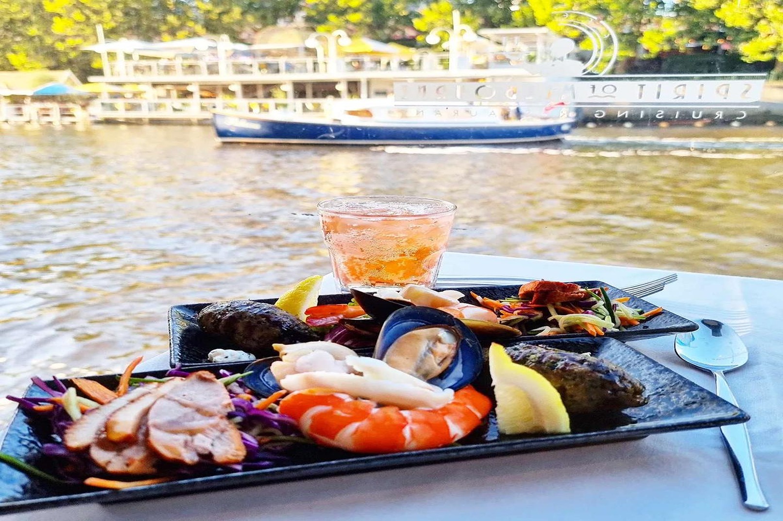 Spirit of Melbourne Dinner Cruise