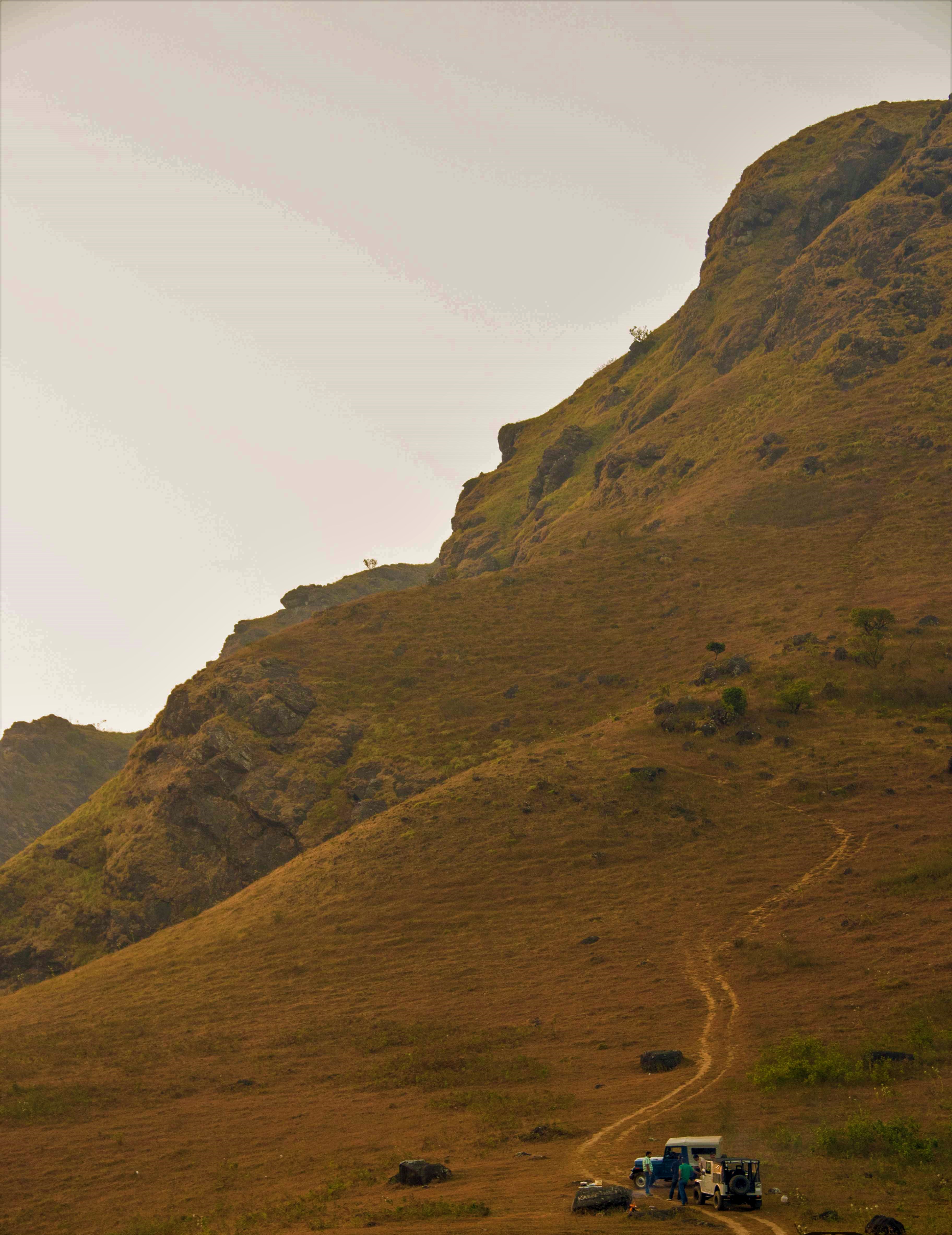 [SALE] Explore Coorg: Cycle to Chelavara Waterfall & Kabbe Hills - 16% ...