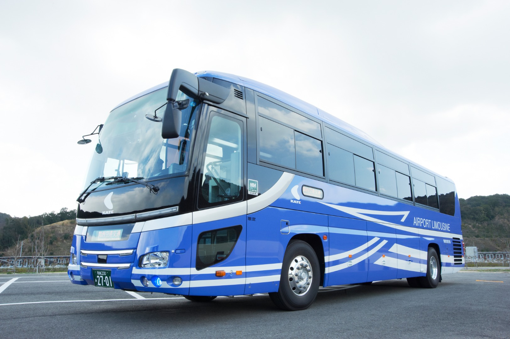 [SALE] Osaka Travel: LIMOUSINE Bus and Hankyu Tourist Pass Combo ...