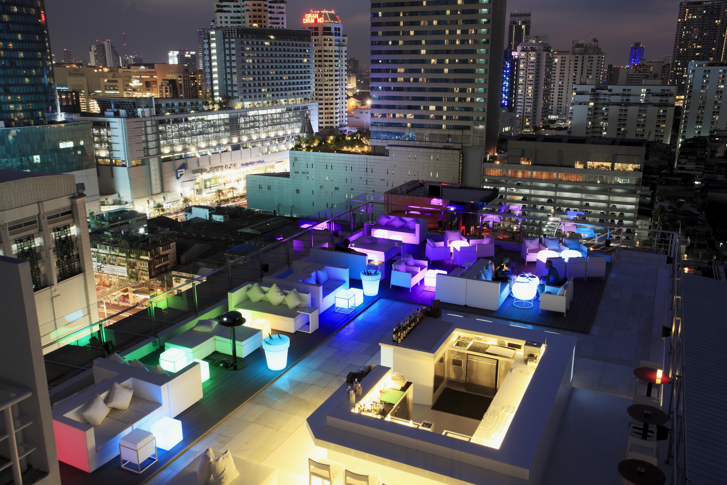 WALK Rooftop Bar at Centara Watergate Pavillion Hotel in Bangkok