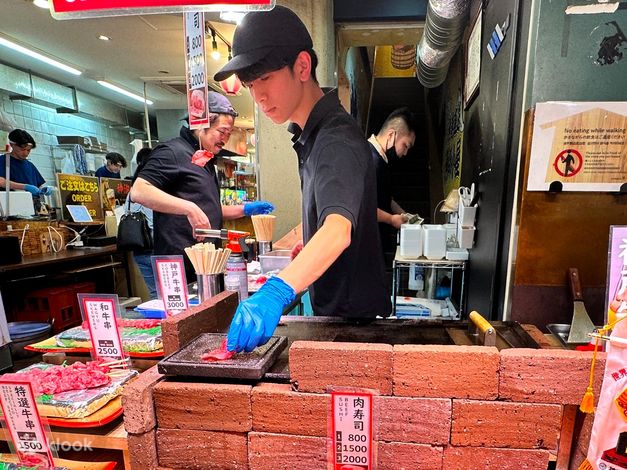 Osaka City, Kuromon Market & Sennichimae Doguyasuji Food Tour - Klook