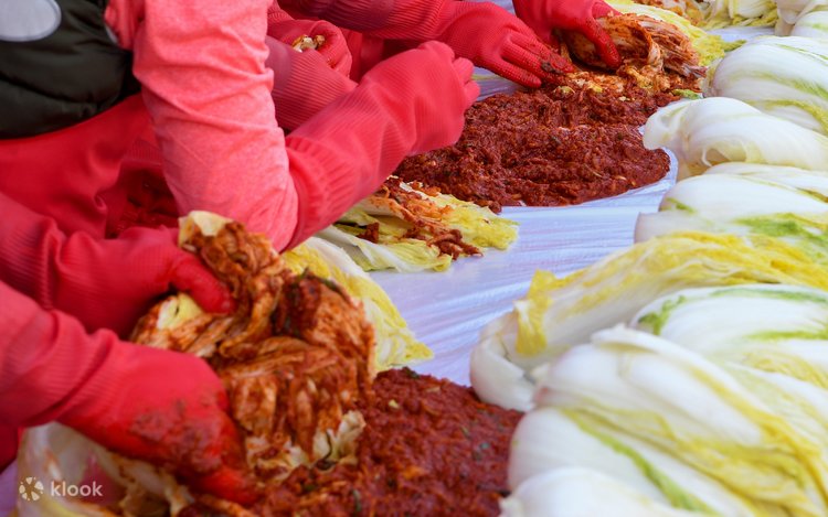 Anseong UNESCO Performance / Kimchi Making One Day Tour from Seoul ...
