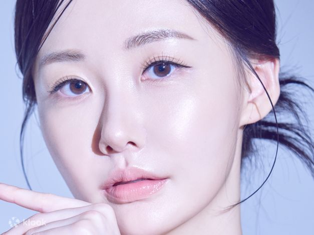K-Beauty Make Up Experience at ROA.MAKEUP in Seoul - Klook Australia