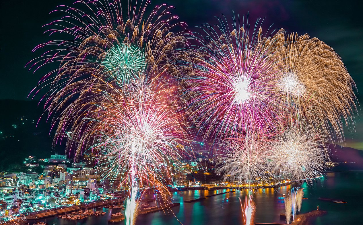 [Fireworks Special | Includes Hotel Pickup] Atami Fireworks Festival ...