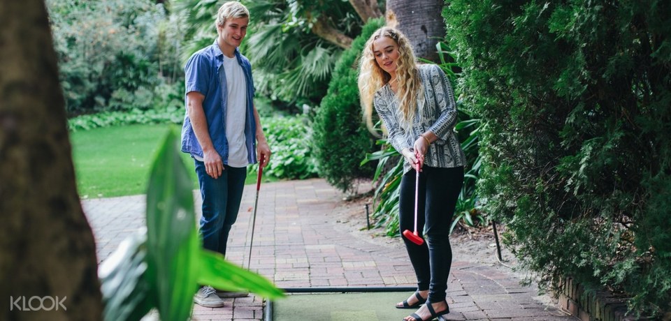 Mini Golf Experience in Wanneroo Botanic Gardens - Klook Australia