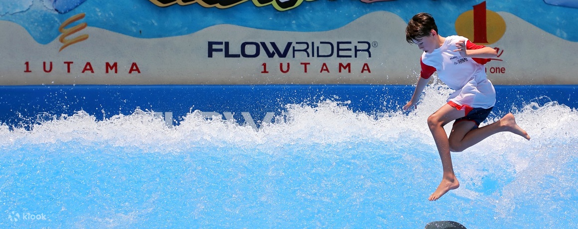 FlowRider® 1 Utama Surfing Experience in Kuala Lumpur - 클룩 KLOOK 한국