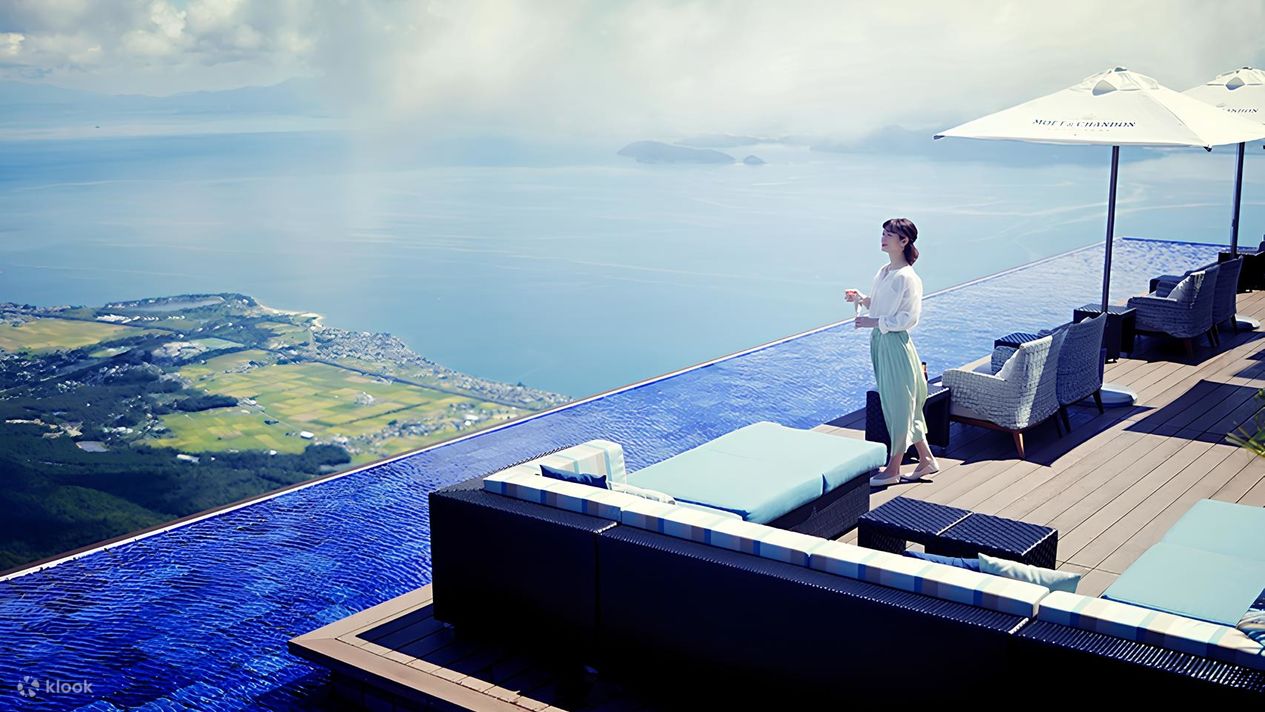 Miho Museum, Omihachiman, Former Bamboo Forest, Lake Biwa, and Shirahige Shrine Day Tour - Klook