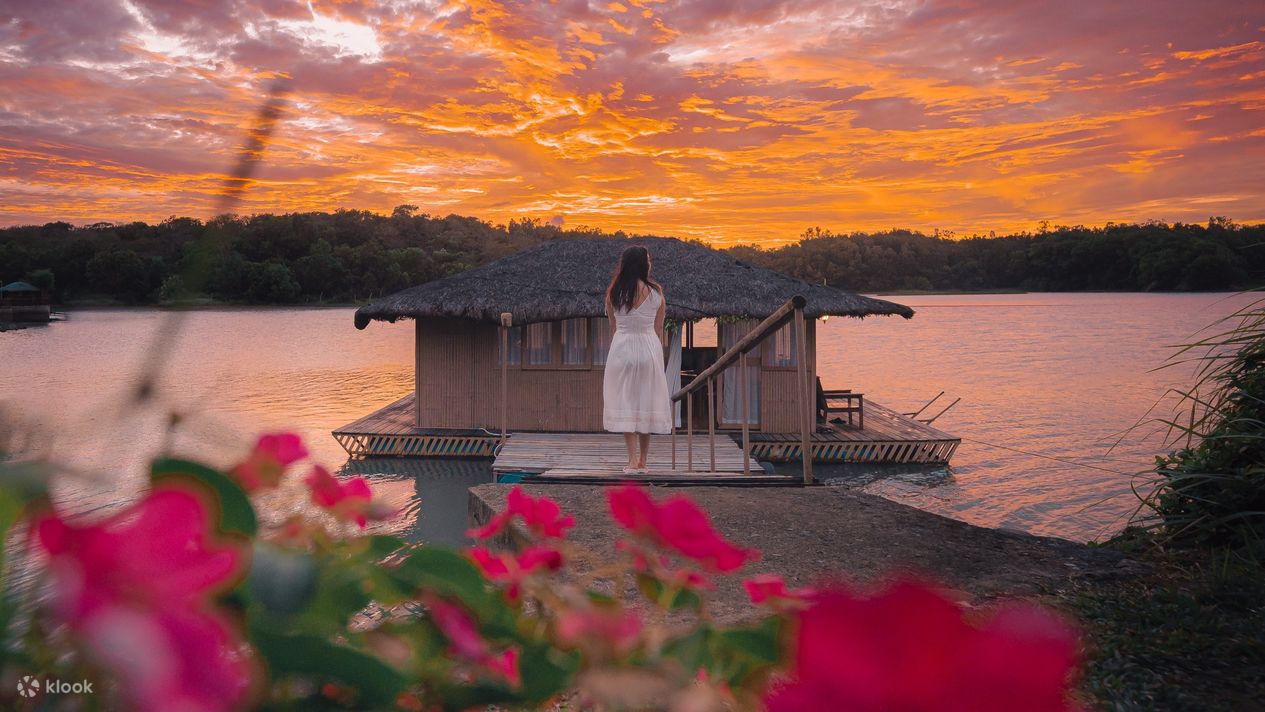 Lakeside Tranquility: Aquascape Lake Caliraya in Laguna for a Nature ...