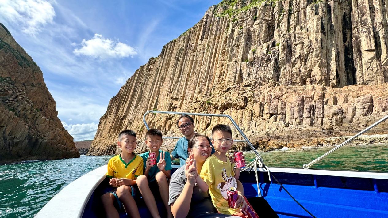 Lawatan Bot Melalui Wilayah SuperVolcano di Sai Kung, Hong Kong Geopark ...