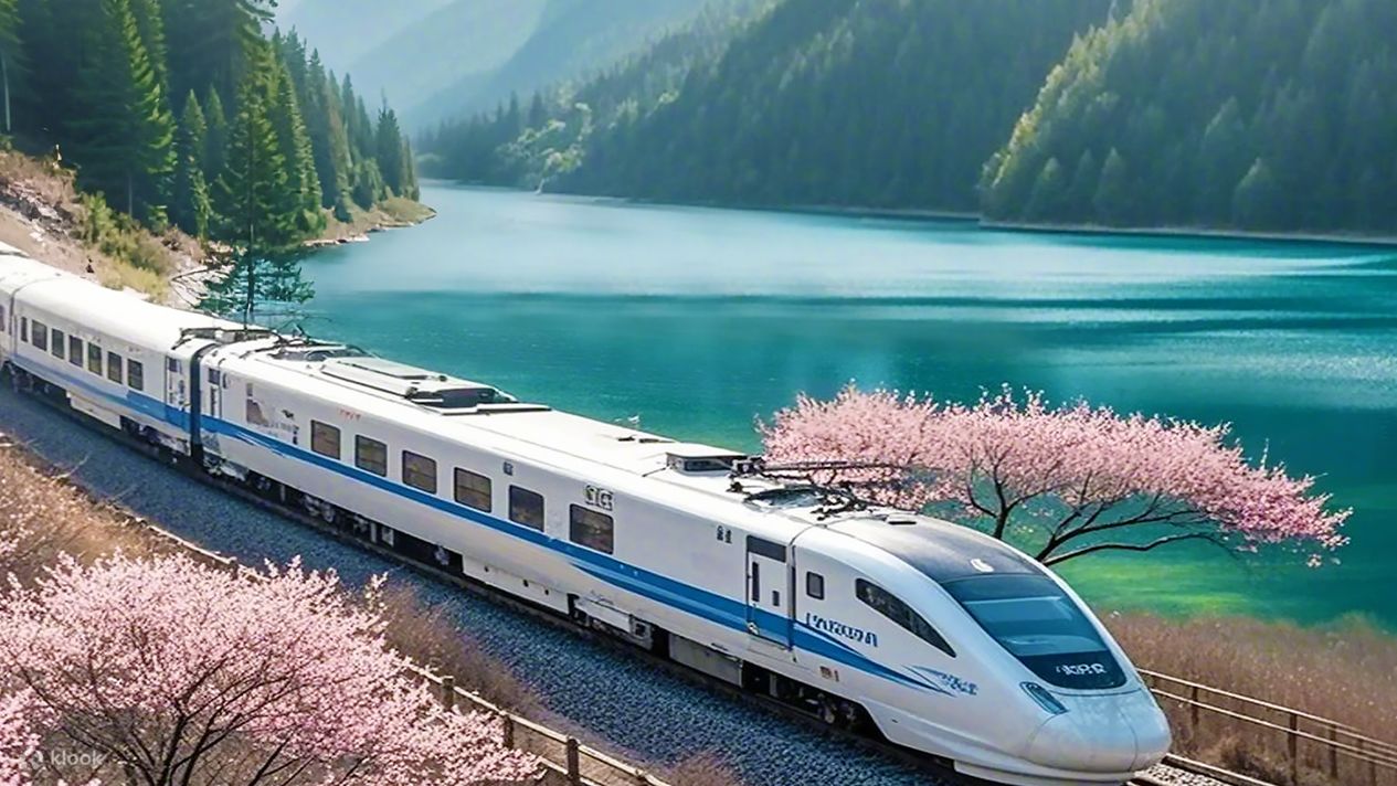 [China Railway Tour] Chengdu & Jiuzhaigou High-Speed 1-Day Tour (Round ...
