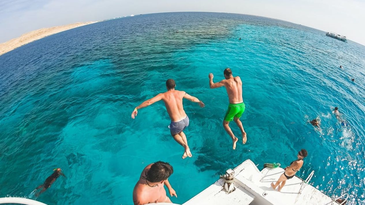 Explore the Red Sea: Snorkeling Day Tour in Hurghada with Lunch and ...