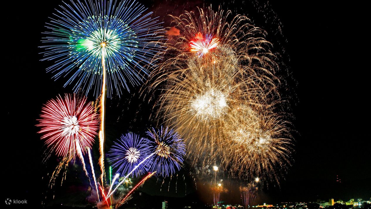 [Summer Only] Kyoto Hozugawa Fireworks Festival: Watch 13,000 Fireworks ...