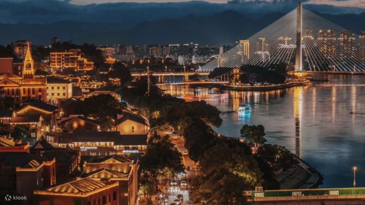 Fuzhou Sanfang Qixiang + Shangxiahang + YMCA + Love Island + Yantai ...