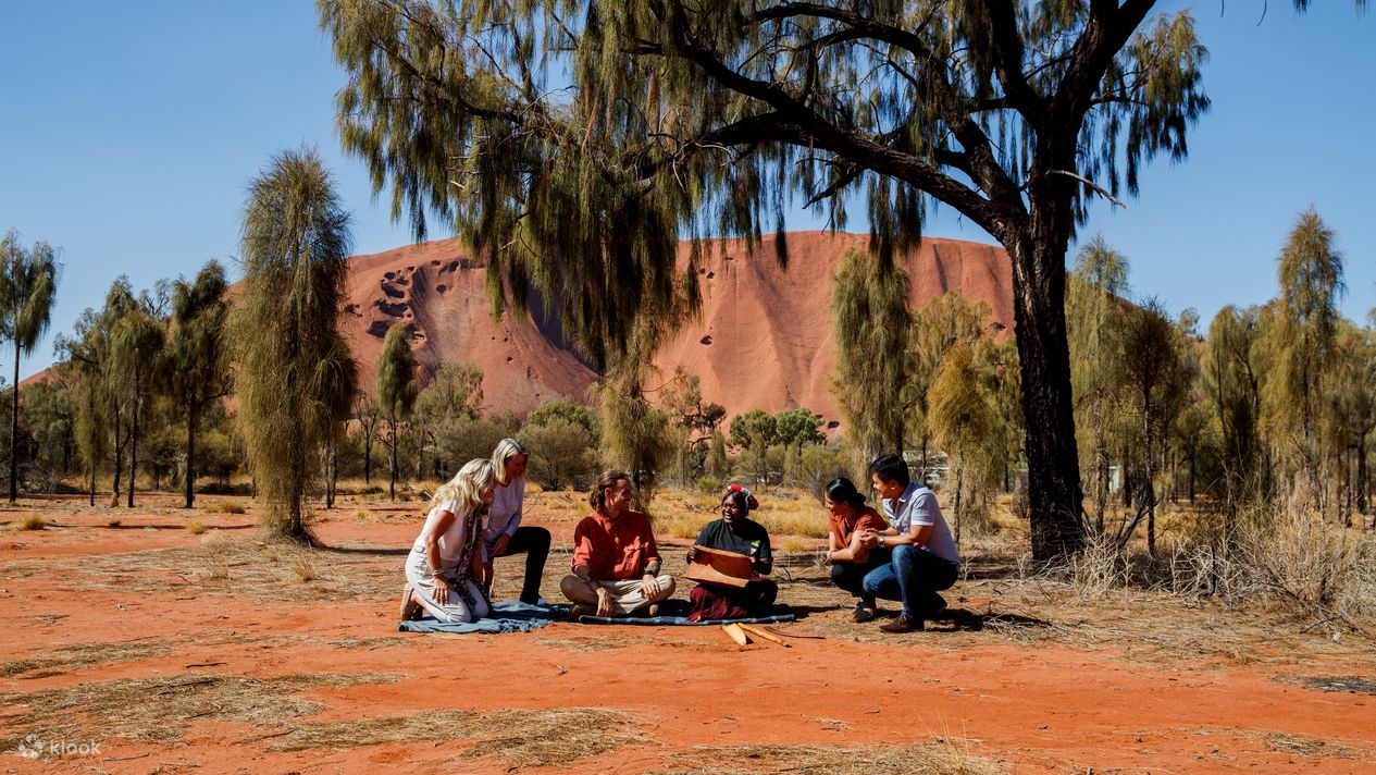 Uluru Aboriginal Art and Cultural Half Day Tour from Yulara - Klook ...