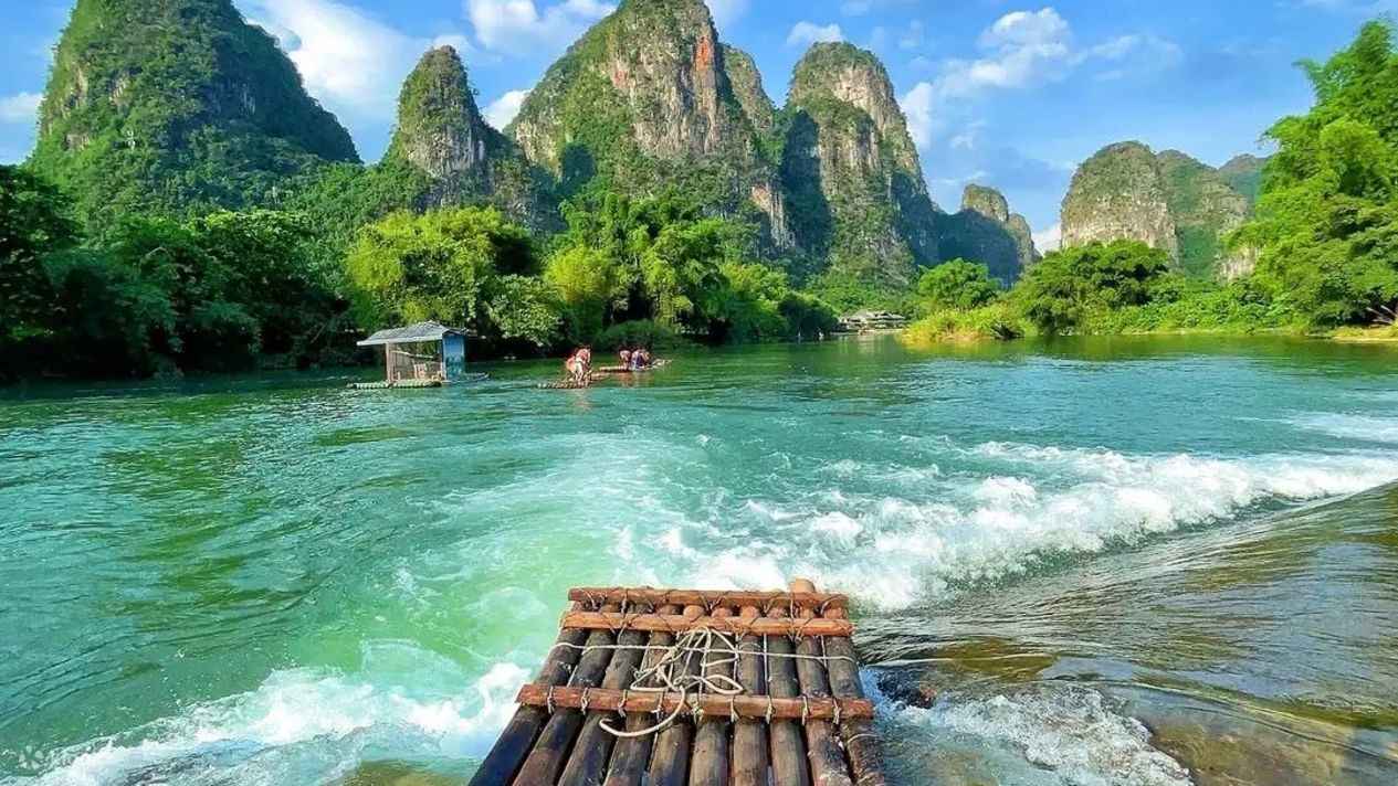 Guilin Yulong River + Silver Cave + Utopia + Shilihualang Day Tour - Klook