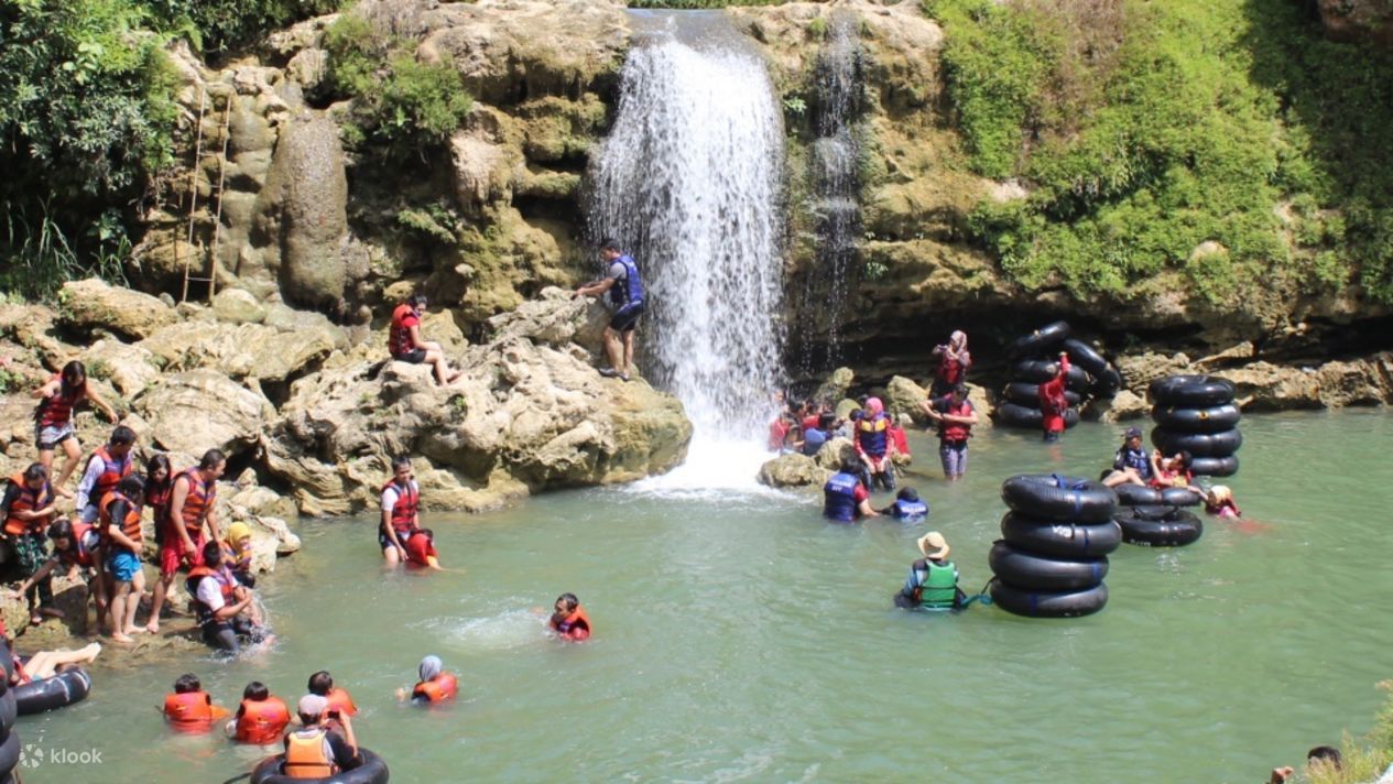 Pindul Cave and Oyo River Tubing Experience - Klook, Vereinigte Staaten
