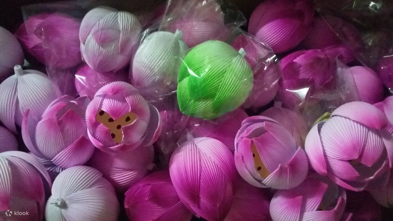 Paper Flower Making Class in Hue - Klook États-Unis