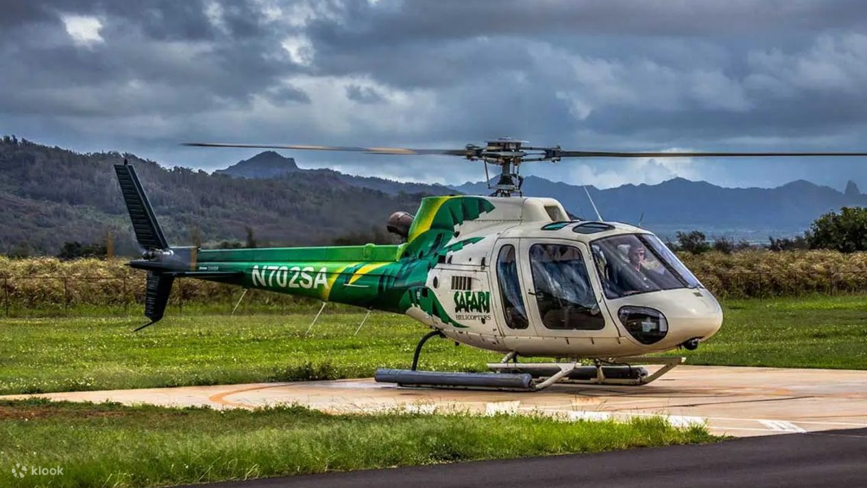 Volcanoes National Park Safari Helicopter Experience in Big Island ...