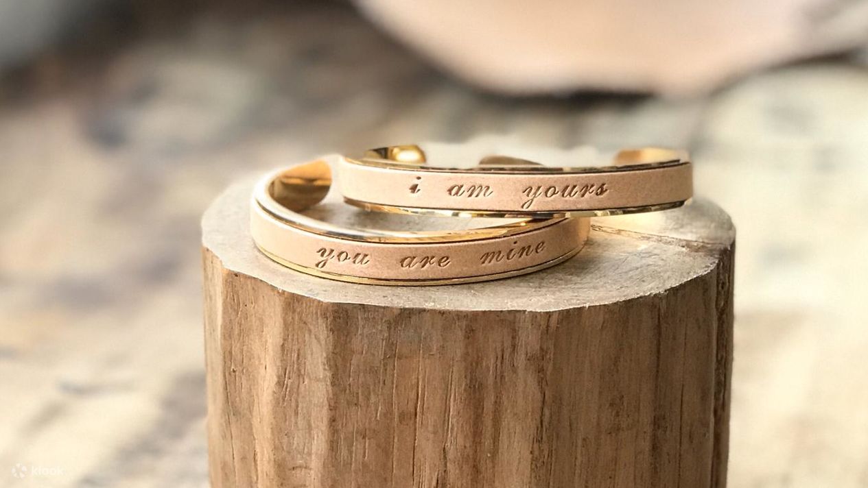 Handmade Art Room - Leather Couple Bracelet Workshop | Dating Spot ...