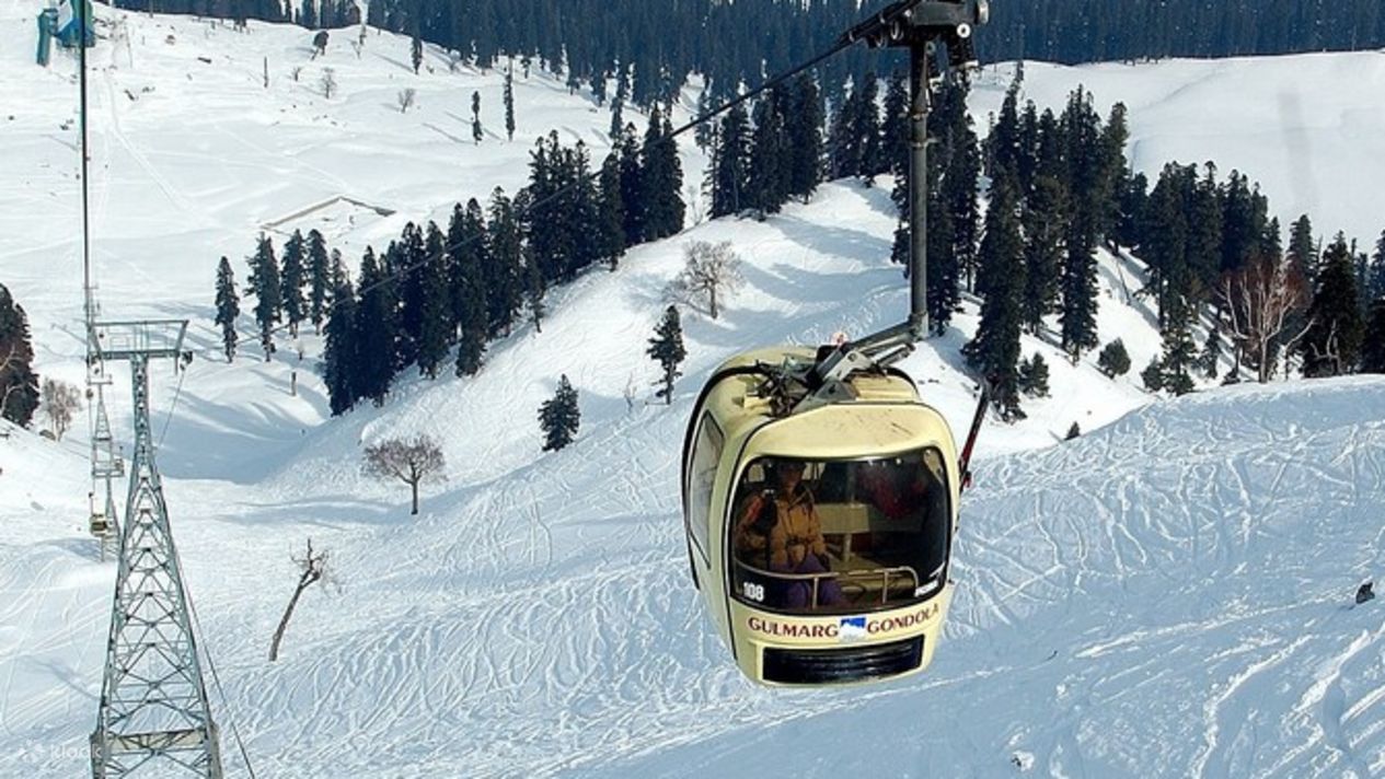 Gulmarg Escapade - An Excursion to Serenity and Adventure - Klook India