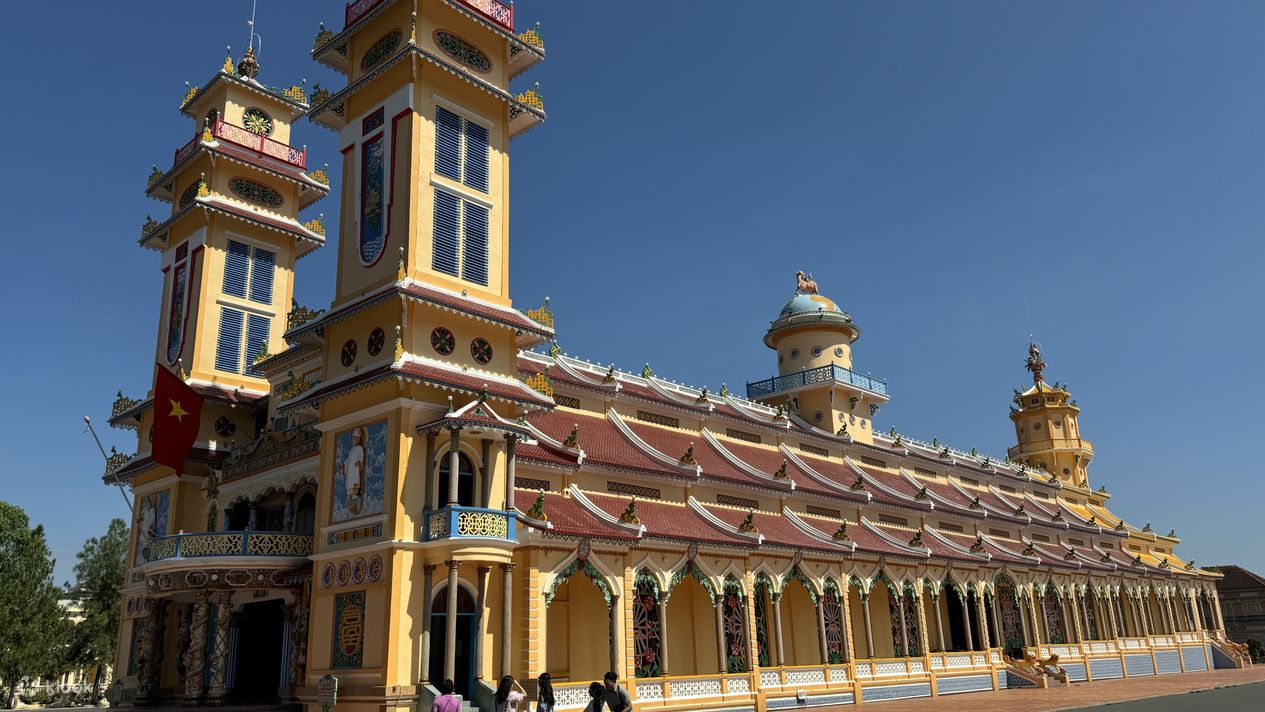 Cu Chi Tunnels and Cao Dai Temple Full Day Tour from Ho Chi Minh City ...