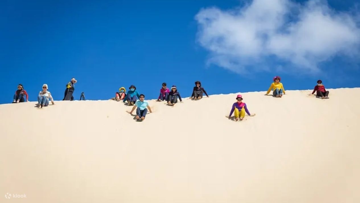 Daily Unlimited Sandboarding in Port Stephens - Klook