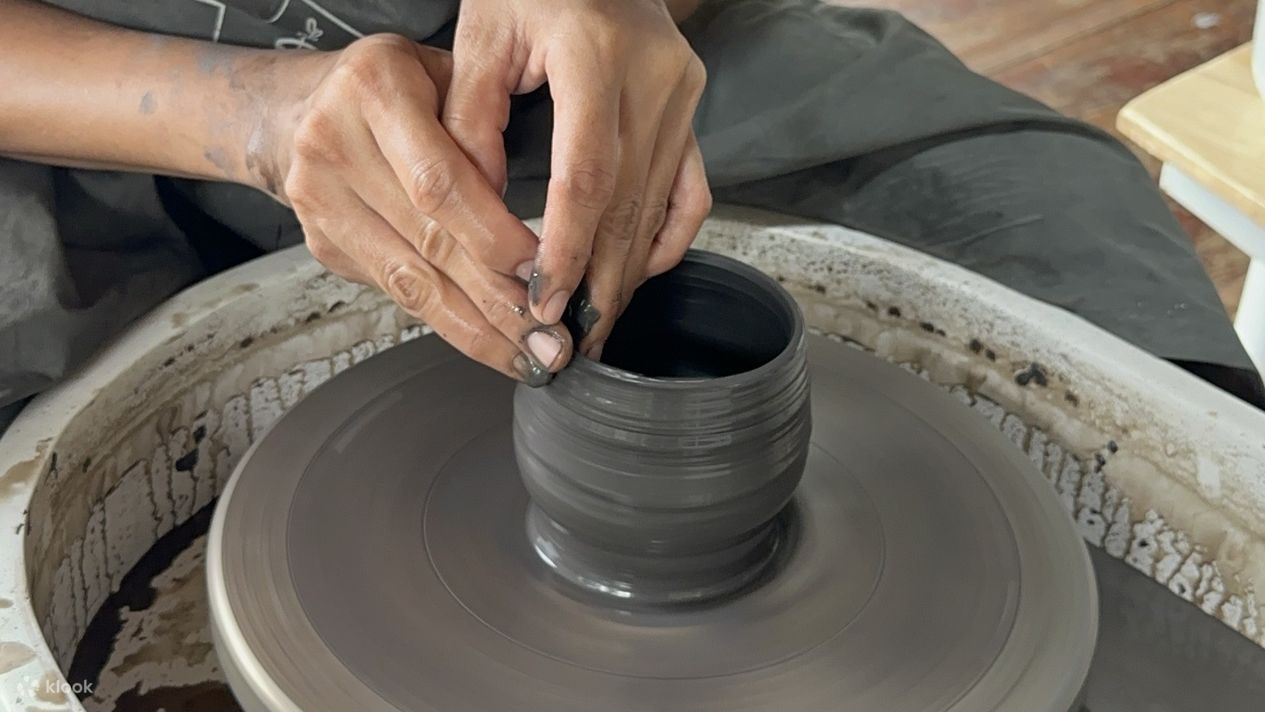 Pottery Workshop in Rizal by Pawttery Studio & Arts - Klook Philippines