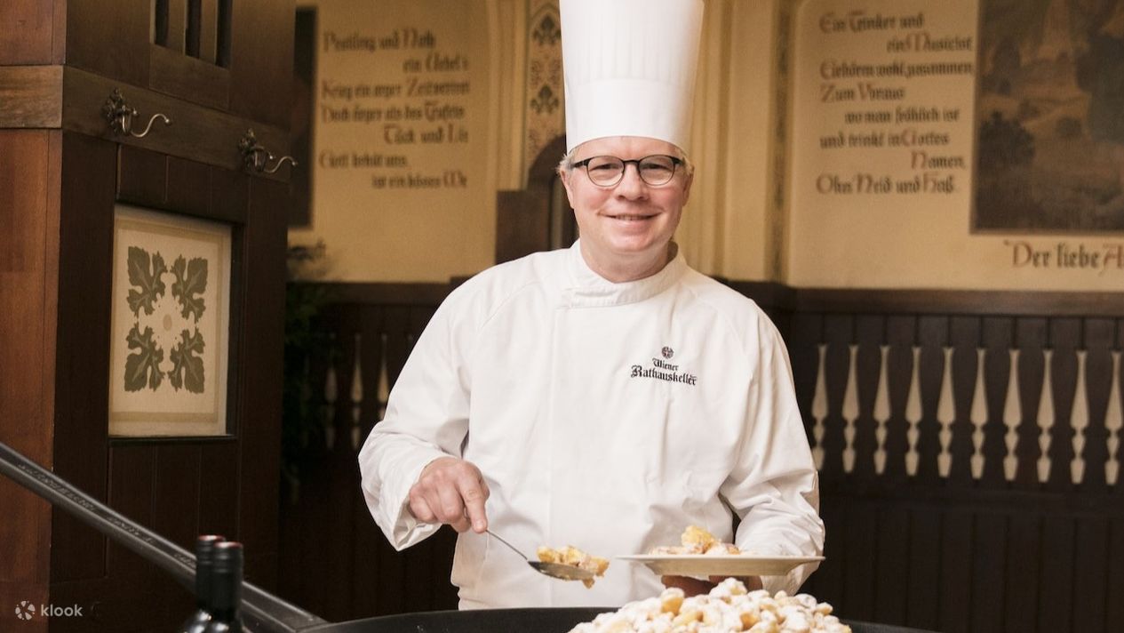 Austrian Folklore Dinner and Show at City Hall in Vienna Ticket - Klook ...