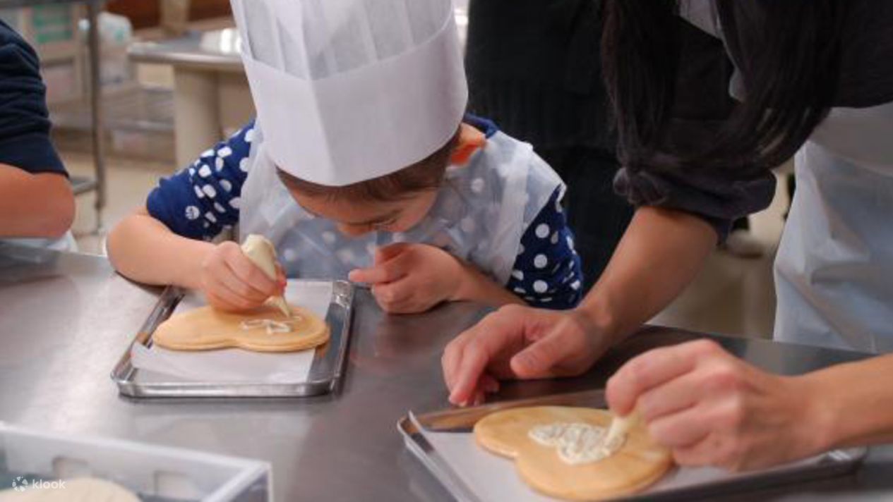 "Shiroi Koibito” Cookie Making Class in Hokkaido - Klook Singapore