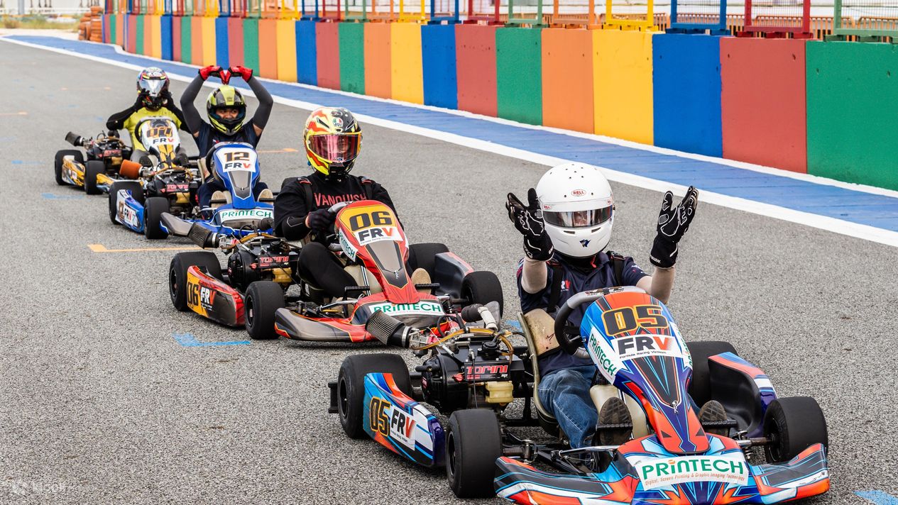 Trải Nghiệm Đua Xe Go Kart ở Công Viên Đại Nam Văn Hiến - Klook Việt Nam