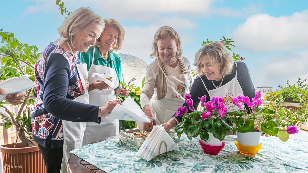 Pasta and tiramisu cooking class in Naples - Klook