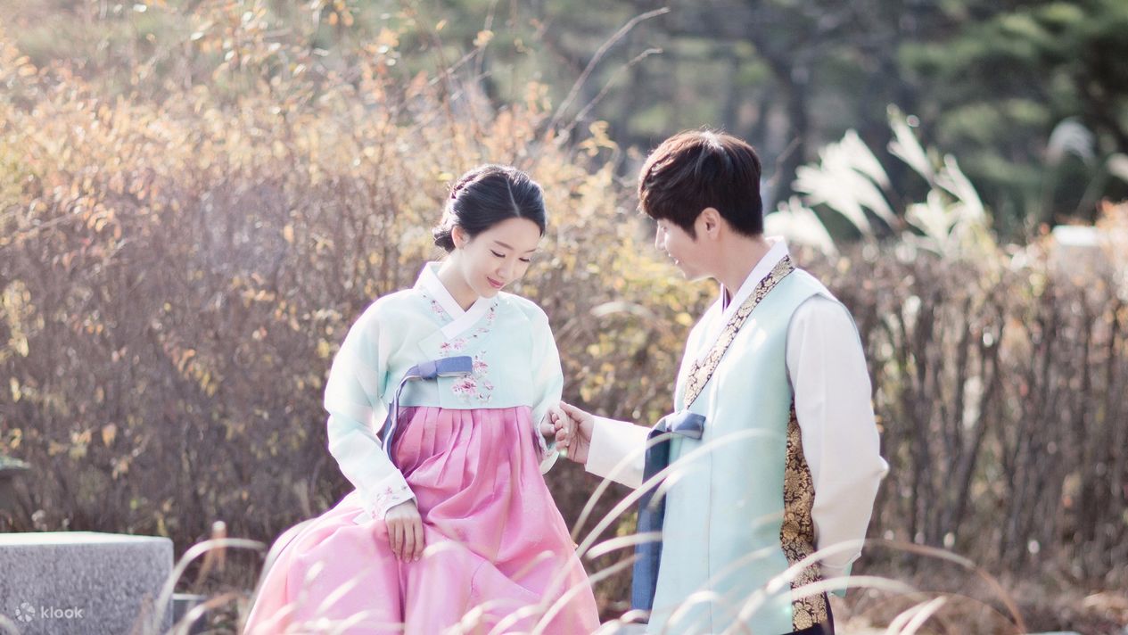 Hanbok Portrait Experience by Z-and in Seoul - Klook