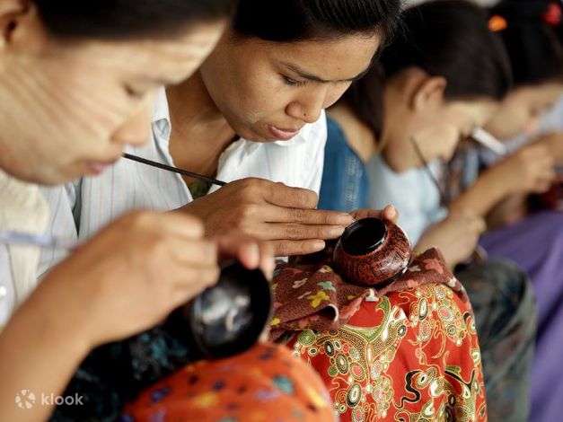 Guided Tour of Min Nan Thu Village with Lacquerware Workshop - Bagan ...