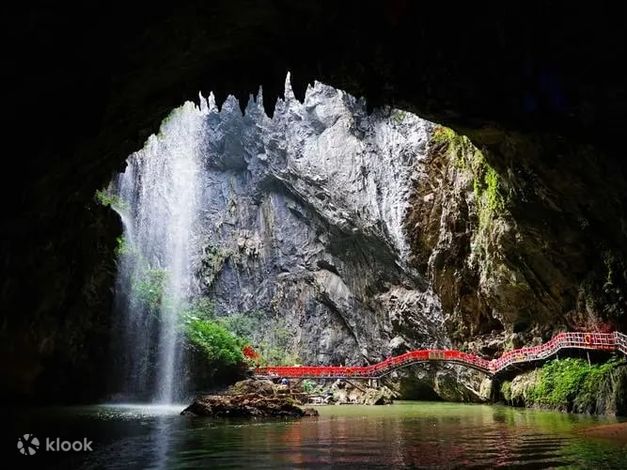 Private one-day tour of Yingxi Peak Forest Corridor and Wonderland from ...