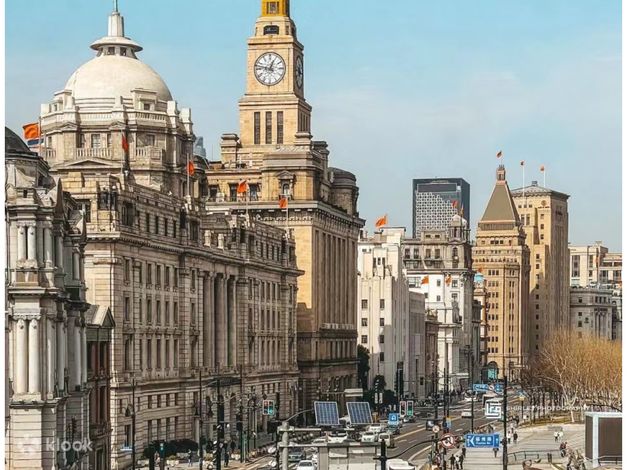 Shanghai CityWalk Classic Route: Shanghai Bund + Oriental Pearl Tower ...
