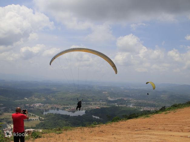 Professional Tandem Paragliding in Kedah - Klook