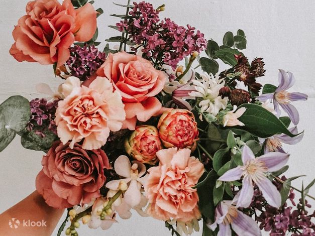 DIY Floral Arrangement Kit with Free Delivery - Klook