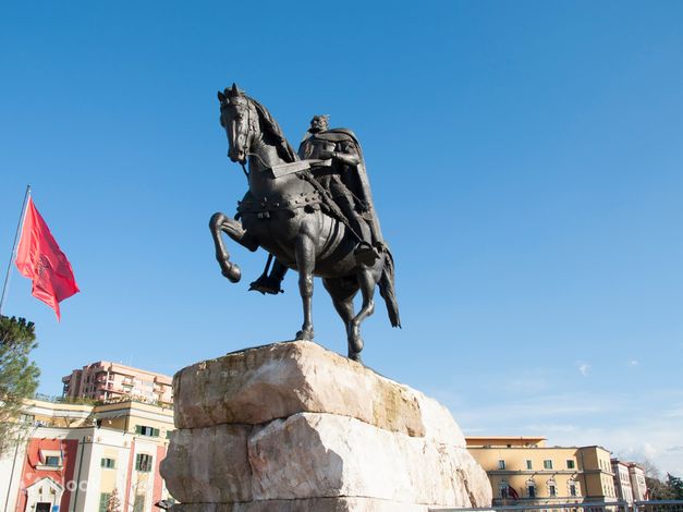 Tirana Highlights Private Tour - Klook Estados Unidos