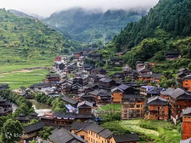 Guizhou's most scenic spots Huangguoshu Waterfall + Libo Xiaoqikong ...