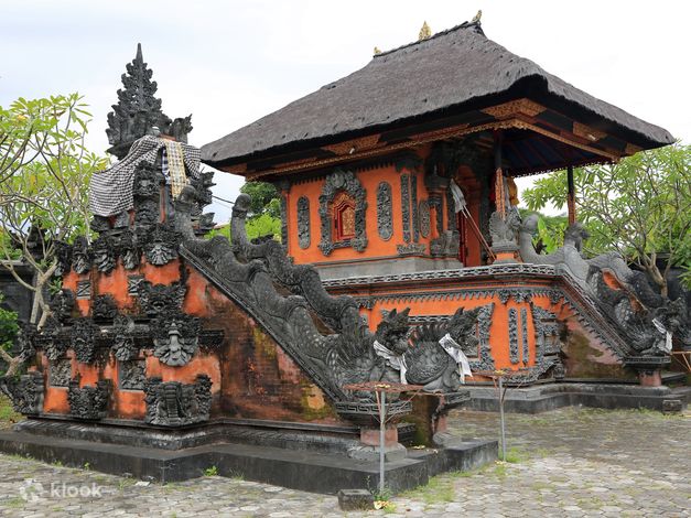 Lombok White Water Rafting And Lingsar Temple Day Tour in Lombok - Klook