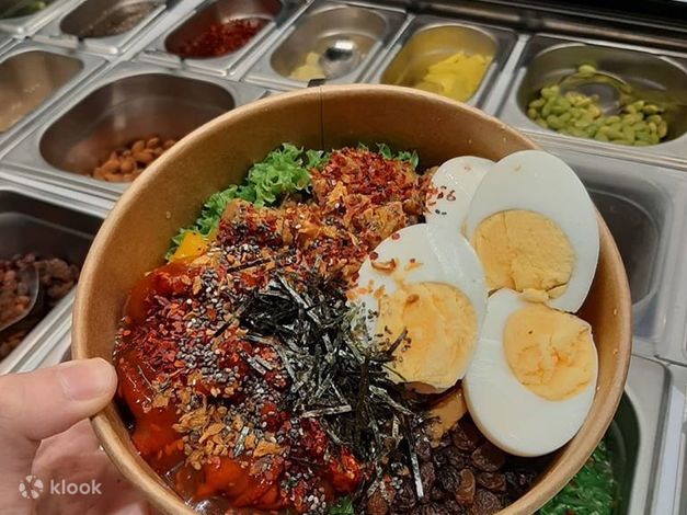 Poke Village, Tamarind Square - Klook