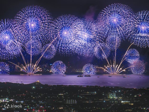 [Summer Only] Lake Biwa Fireworks Festival & Fushimi Inari Taisha ...