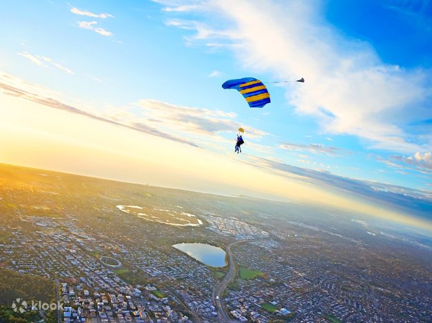Tandem Skydiving in Perth City - Klook